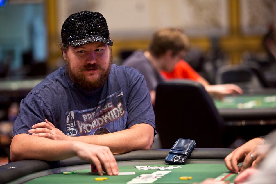 Poker meets fantasy sports: Biggest field ever for 25k draft