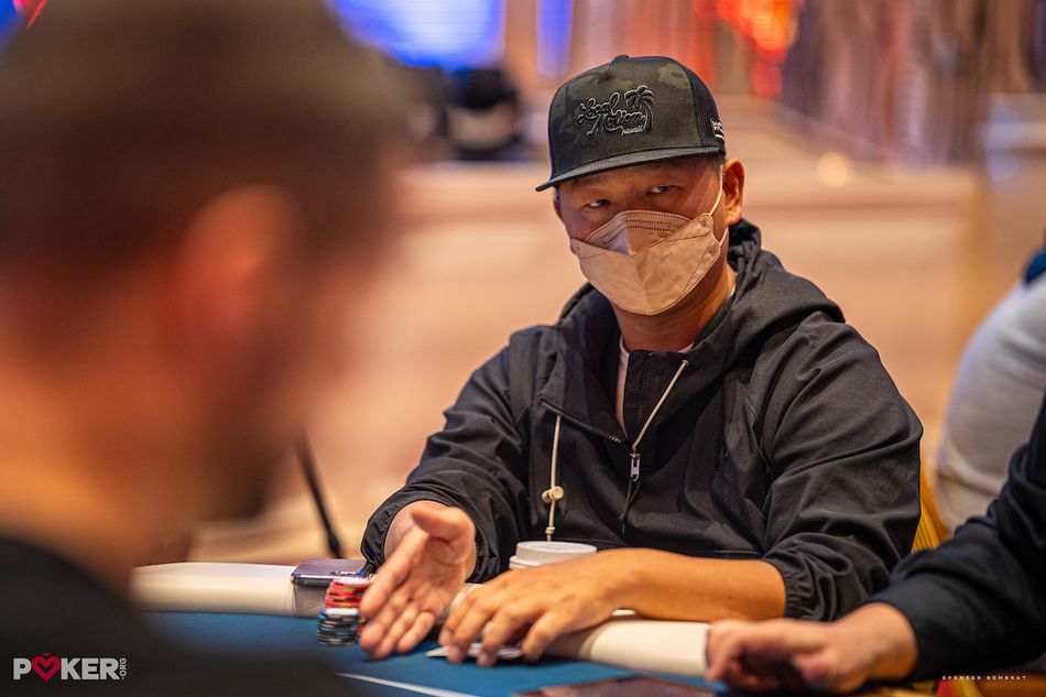 Ben Jacobs tops final 16, Moorman in hunt for WPT World Championship