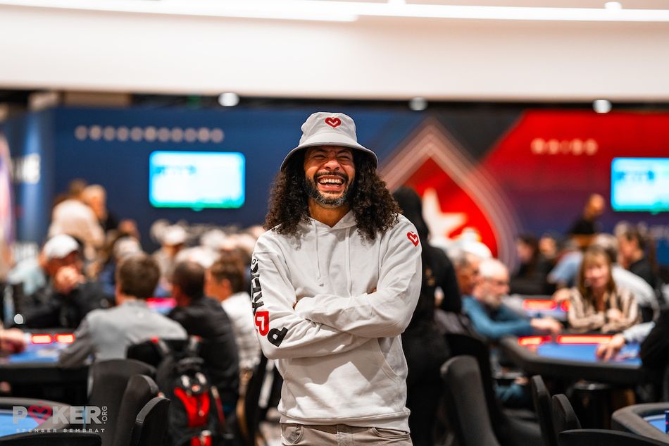 We're live and poppin' at NAPT Las Vegas as Conrad Simpson joins PokerOrg