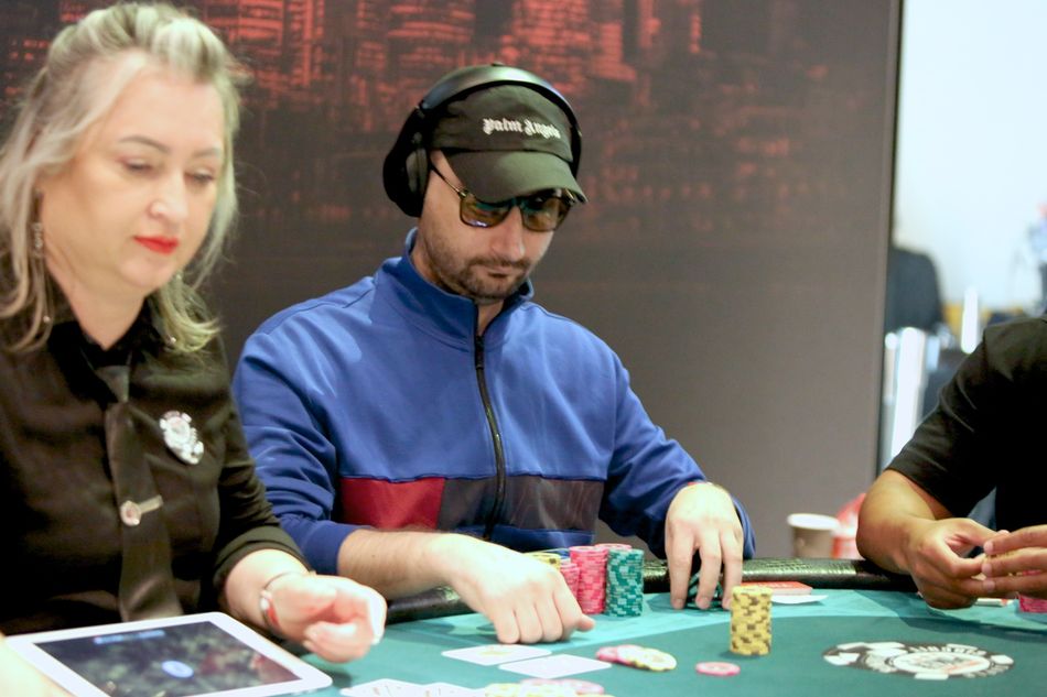 Alex Andrei leads Day 3 in £1,100 WSOPC London Main; Harry Lodge crushes High Roller Day 1