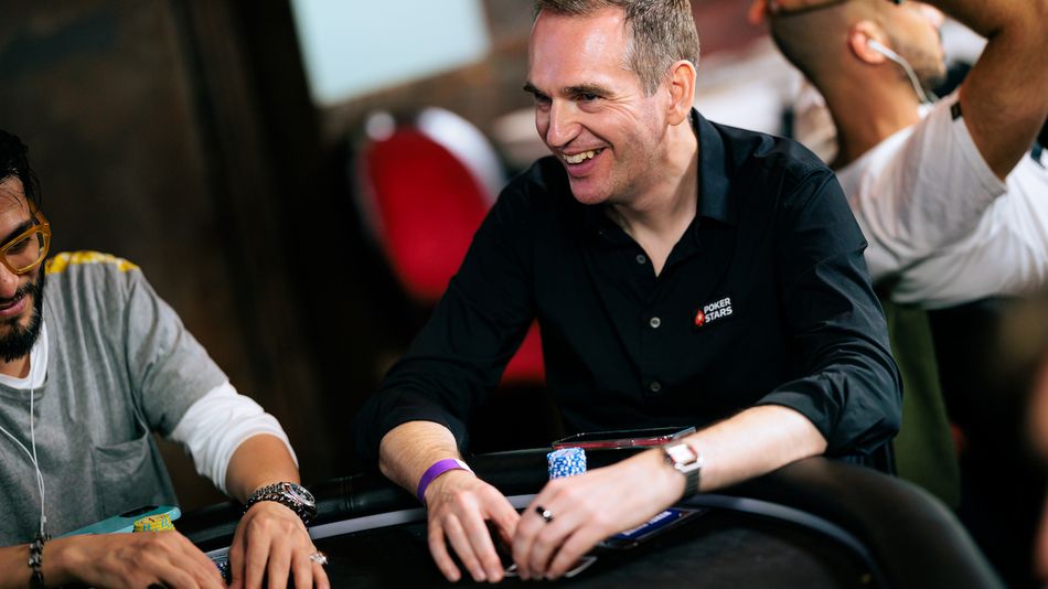 What is the worst fictional poker scene ever filmed?