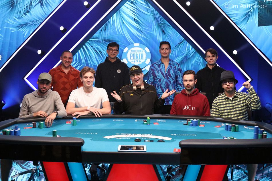 Negreanu & Hellmuth both make WSOP final tables on last night in Paradise
