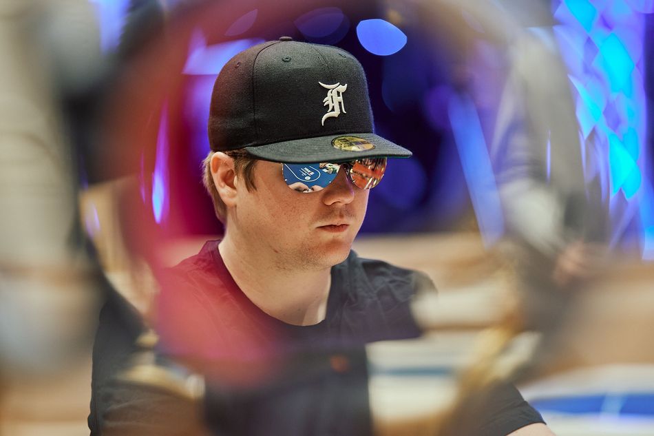 Travis Egbert speed runs WPT Alpha 8 for $684,000