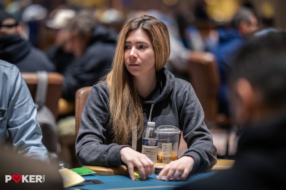 Ashley ‘PokerFace Ash’ Frank: My Favorite Book - The Mental Game of Poker